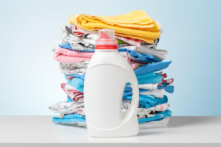 Toxic Ingredients to Be Aware of in Laundry Detergents - The Art of ...