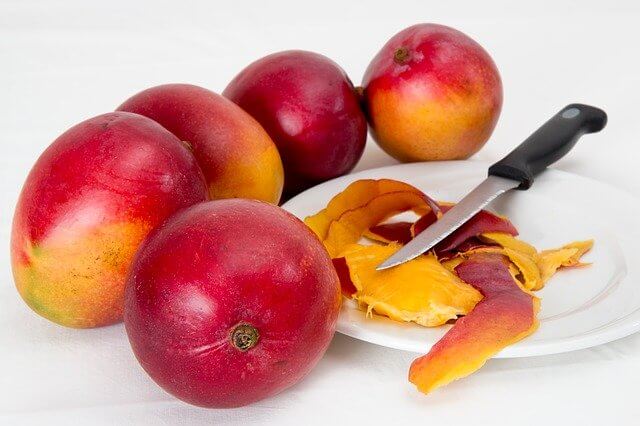 11+ Surprising Benefits of Mangoes for Skin & Health - The Art of Anti ...
